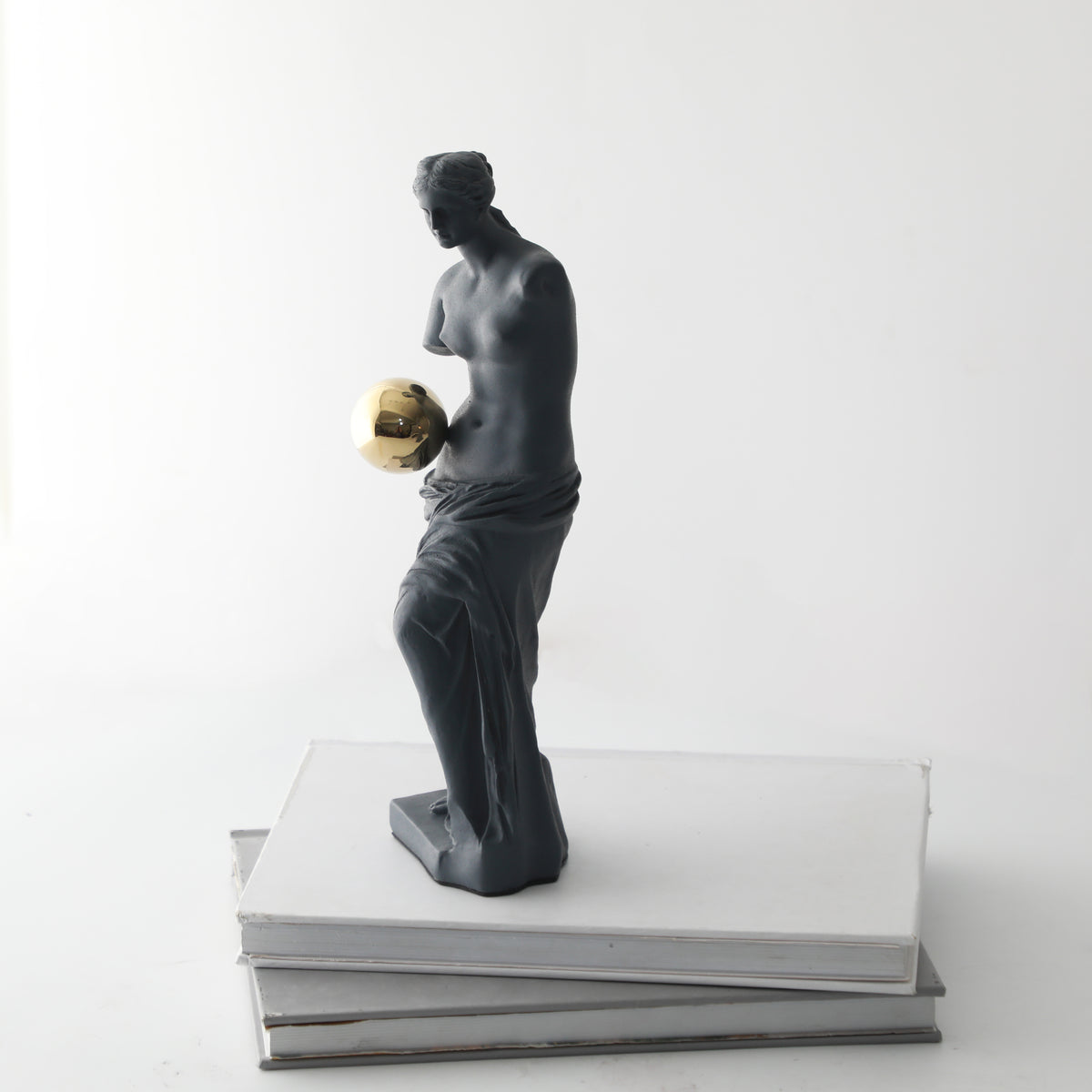 Home Decor Nova Venus Statue - Medium – cloud9d